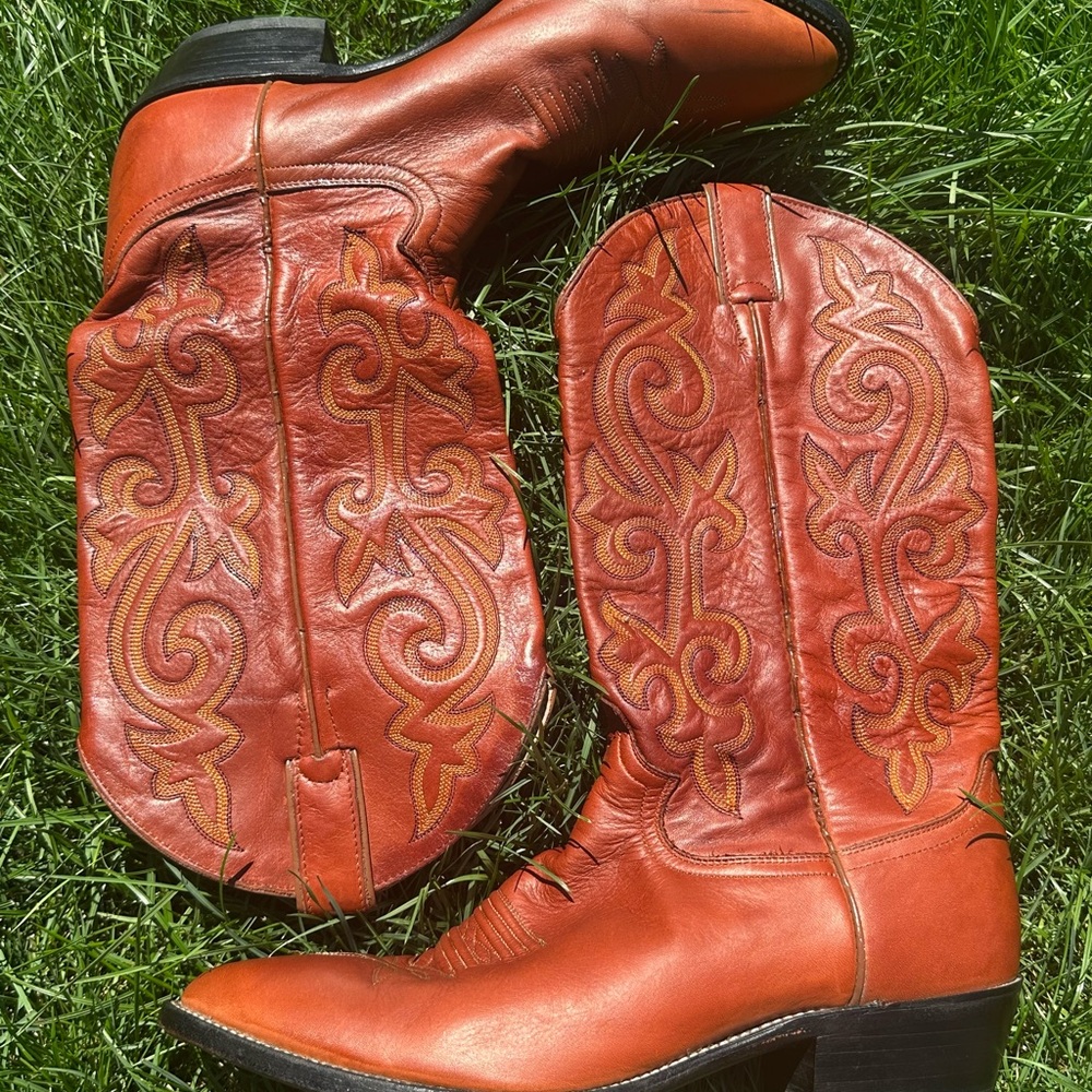 Justin Vintage Orange Western Cowboy Boots - Gem